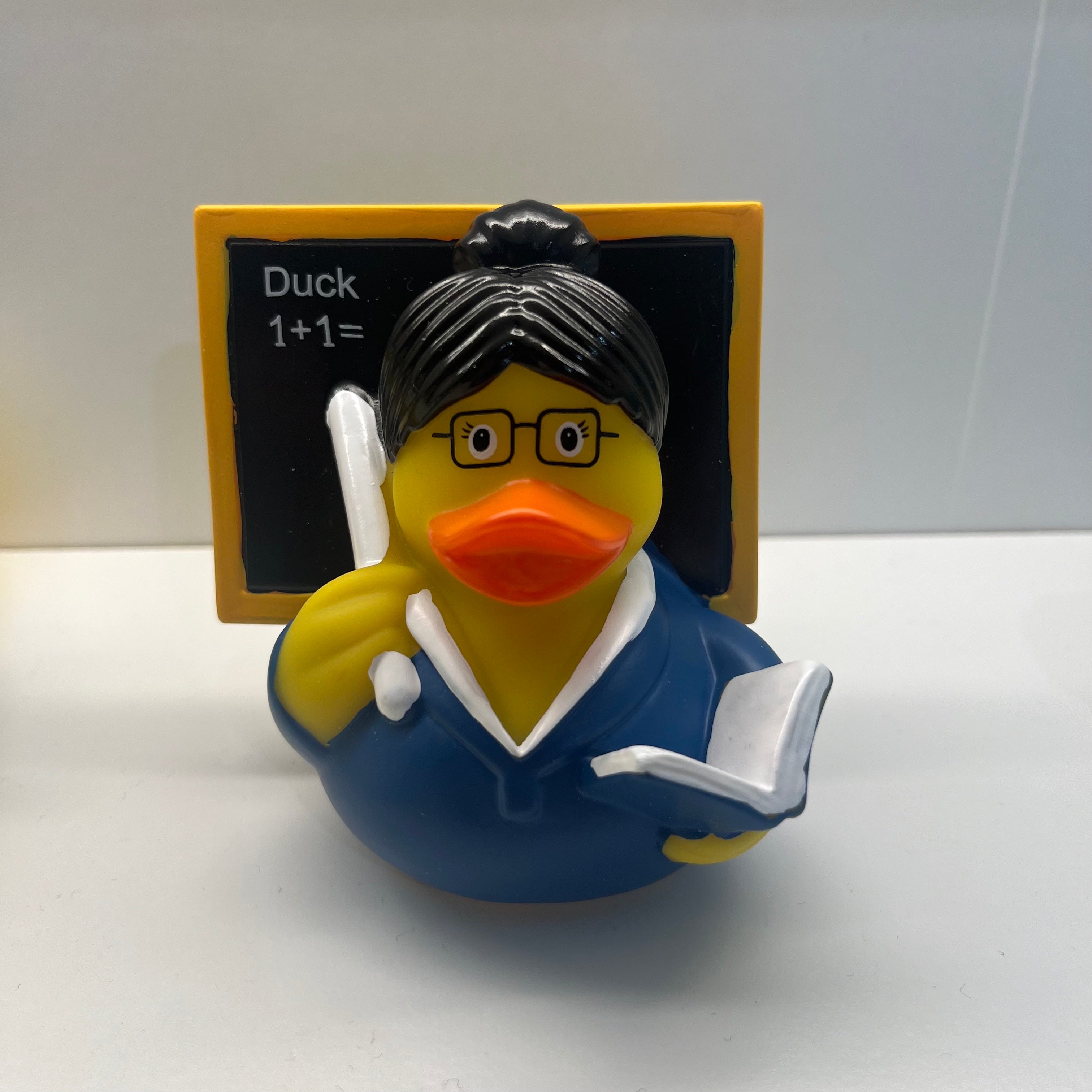 Teacher Duck – Ribbontique